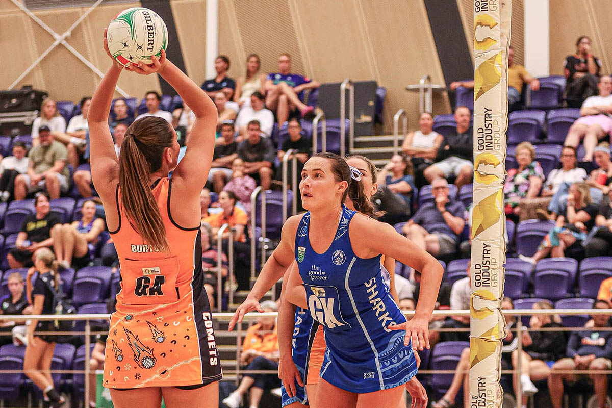Crowds gather for GIG WANL Round One - Netball WA